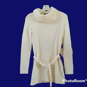 Fenn Wright | Sweaters | Fenn Wright Mansion White Angora Woolblend ...